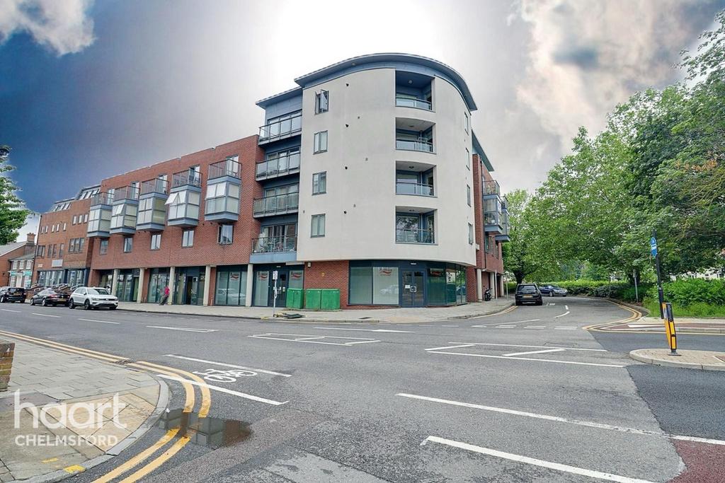 Broomfield Road, Chelmsford CM1 1SJ 2 bed apartment - £200,000