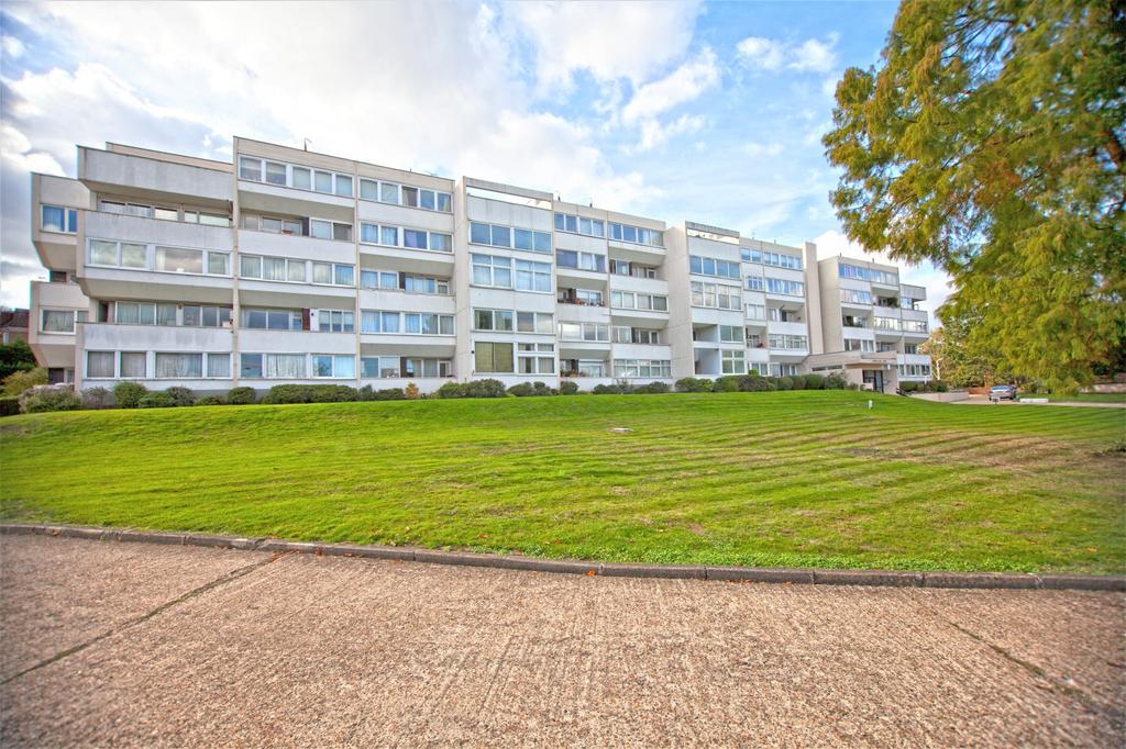 Hendon Hall Court, Parson Street... 2 bed flat - £375,000