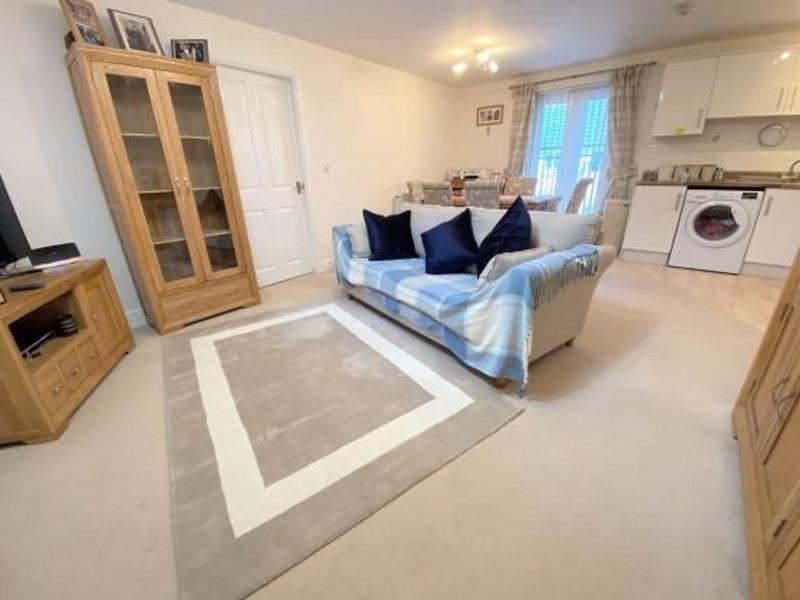 Bessemer Drive Newport 2 bed apartment - £166,500