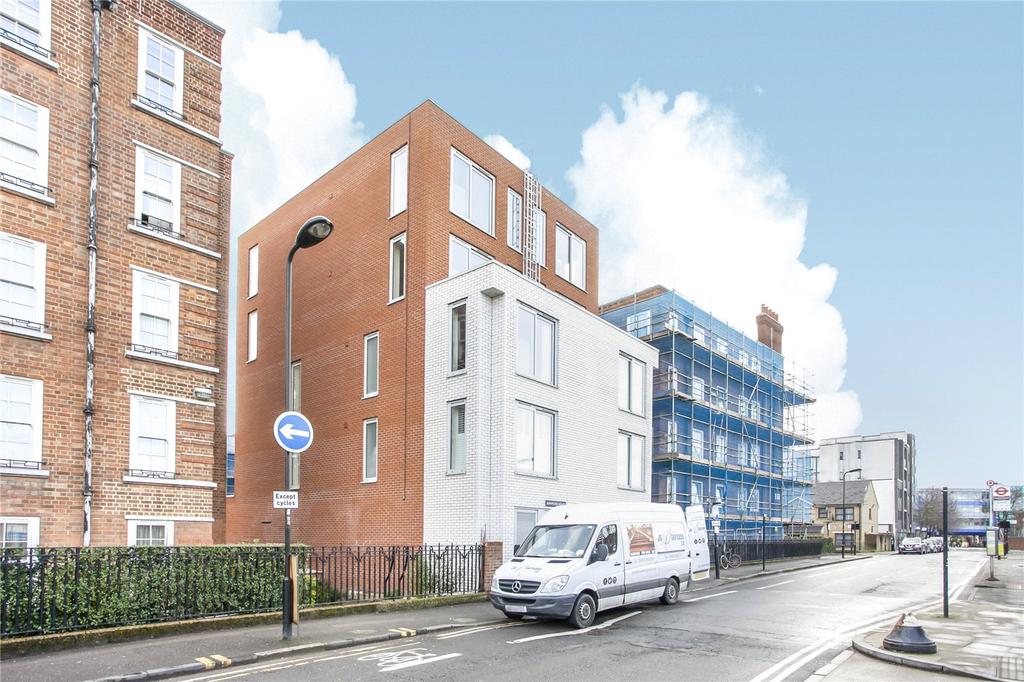Homerton Row, London, E9 2 bed apartment - £425,000