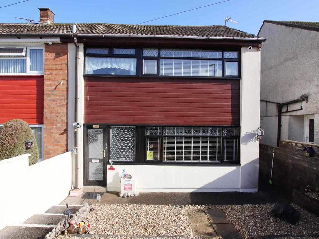 Woodland Road, Beddau, Pontypridd... 3 bed semi-detached house - £160,000