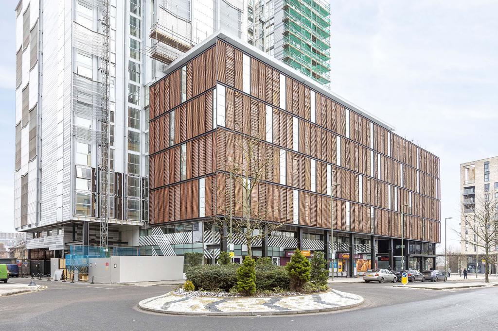 The Pulse Colindale London NW9 2 bed flat - £1,452 pcm (£335 pw)