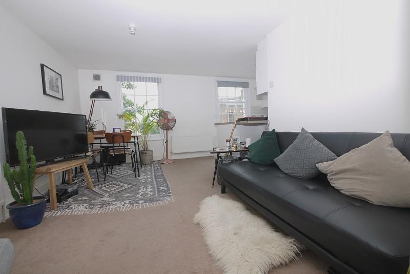 Dalston Lane, London, Greater London. E8 1 bed flat - £1,250 pcm (£288 pw)