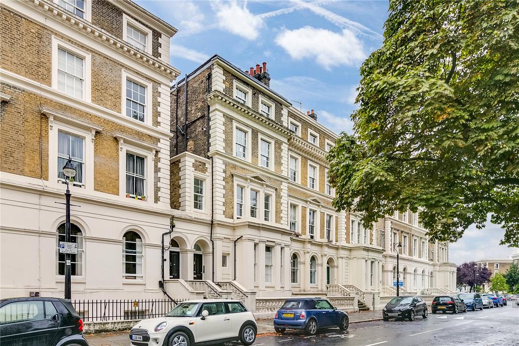 Albert Square, London 1 bed flat - £1,300 pcm (£300 pw)