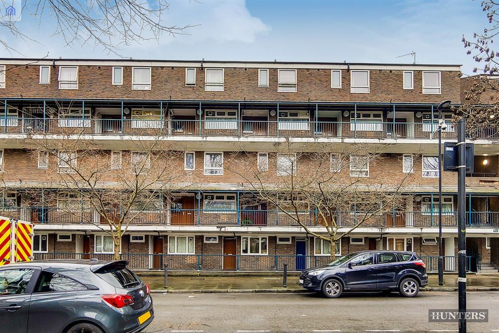 College Place, off Plender Street... 2 bed maisonette - £485,000