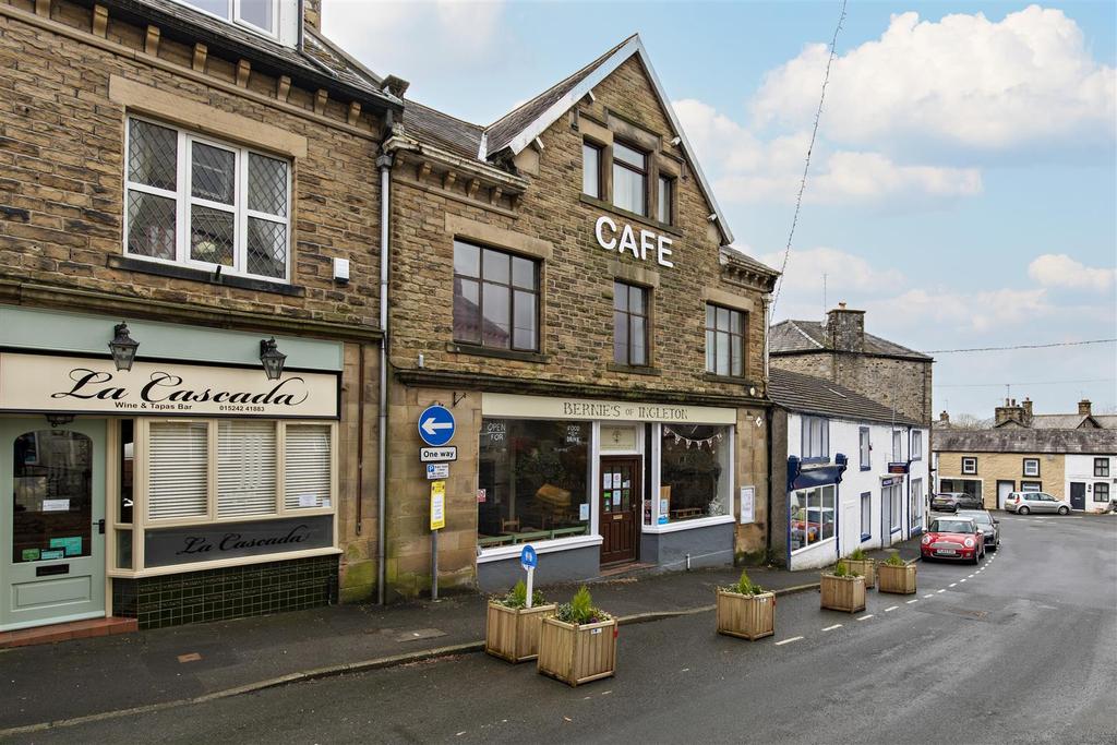 Bernie's of Ingleton Property - £10,000