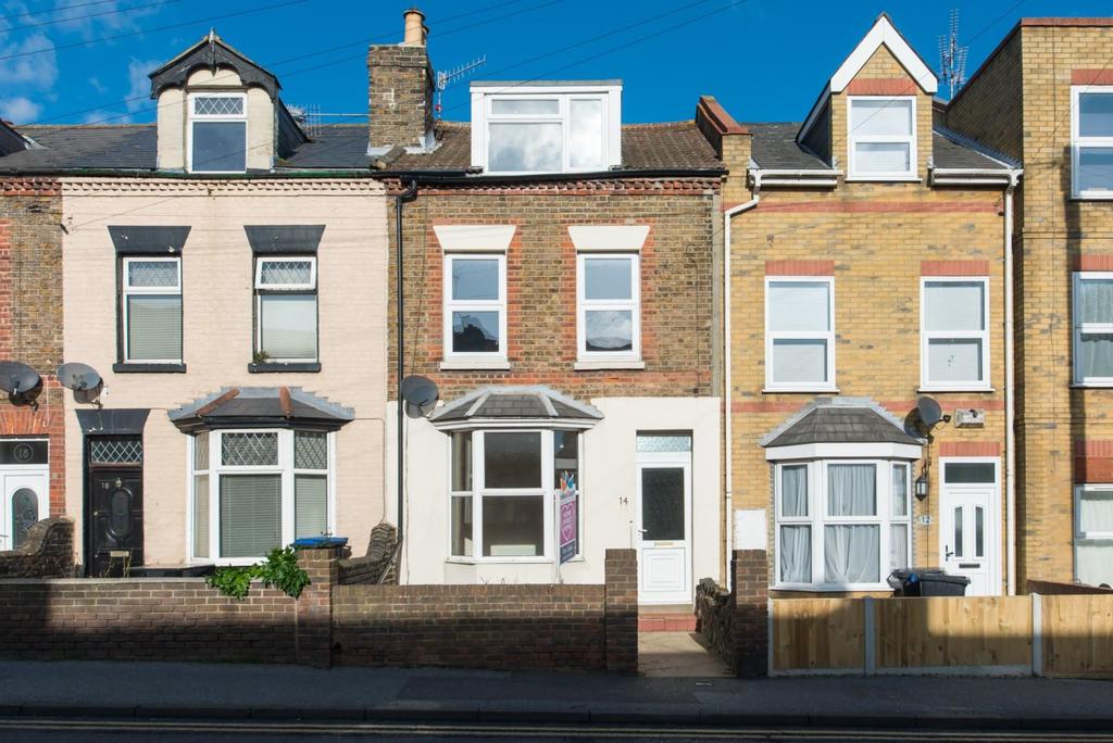 Boundary Road, Ramsgate 3 bed terraced house - £925 pcm (£213 pw)