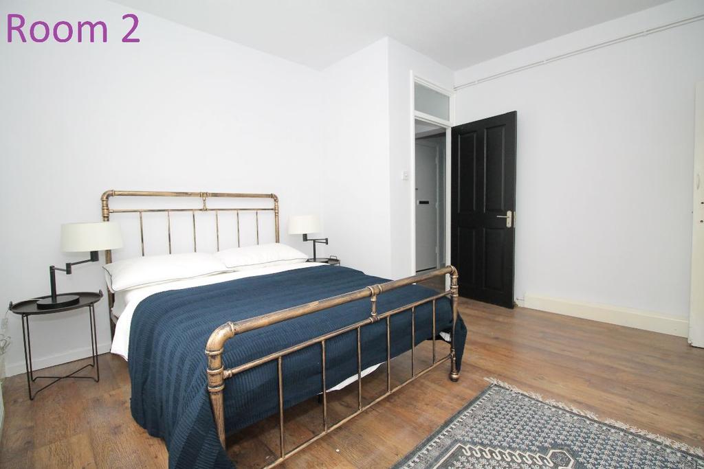 Laleham House, Camlet Street... 3 bed house share - £850 pcm (£196 pw)