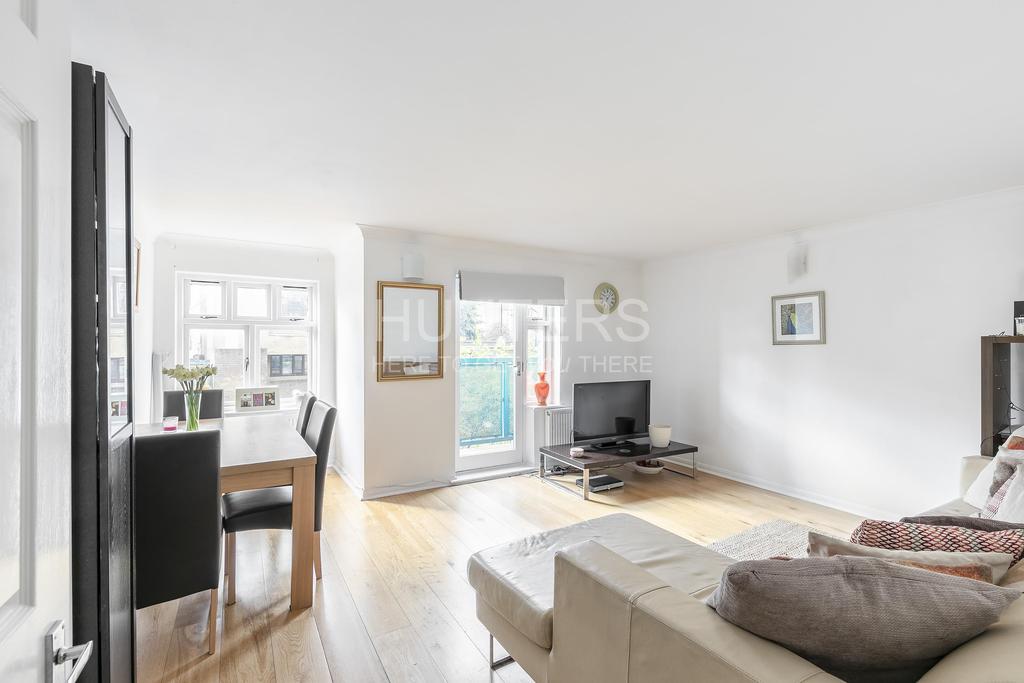 Matthias Road, Stoke Newington... 1 bed flat - £1,400 pcm (£323 pw)