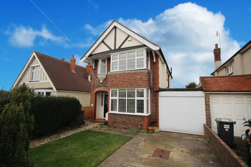 St Andrews Road, BN13 4 bed house - £1,650 pcm (£381 pw)