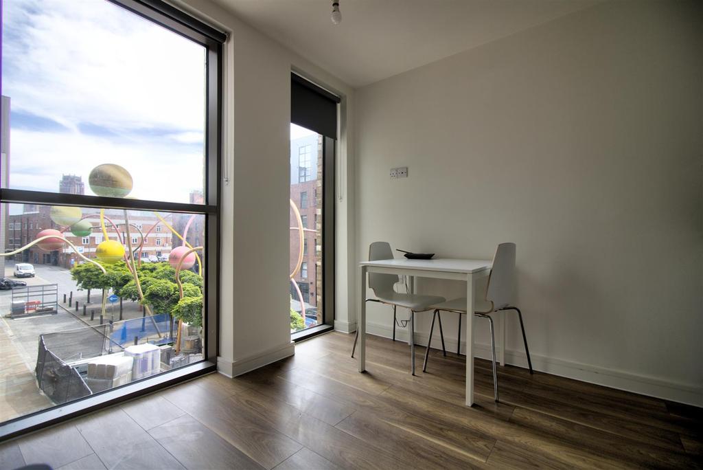 Gradwell Street, Liverpool Studio - £525 pcm (£121 pw)
