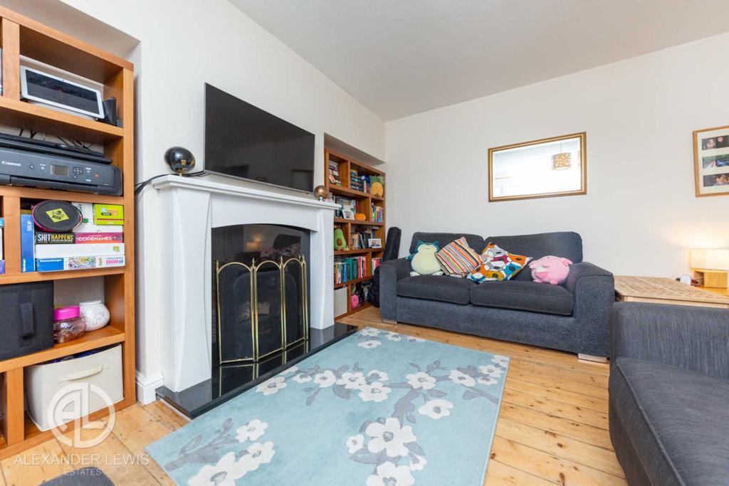 Ridge Avenue, Letchworth Garden City... 2 bed terraced house - £350,000