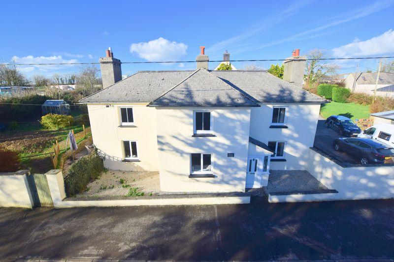 Cross Roads, Lewdown 4 bed cottage - £425,000