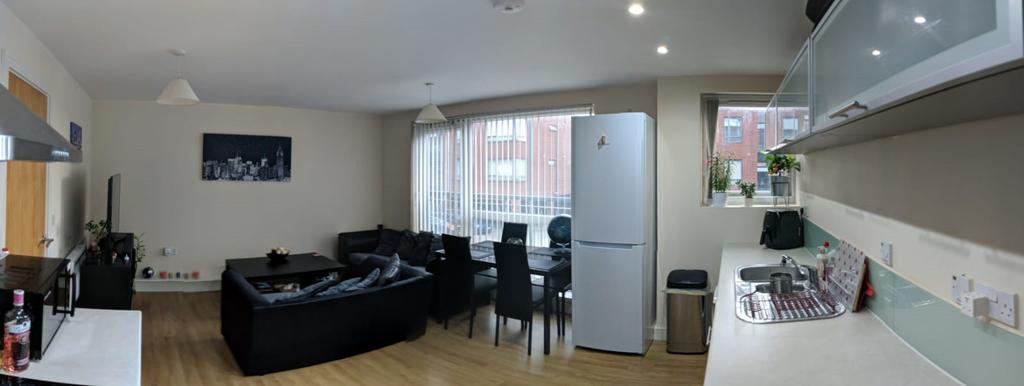 Carlett View, Liverpool, Merseyside, L19 2 bed apartment - £600 pcm (£ ...