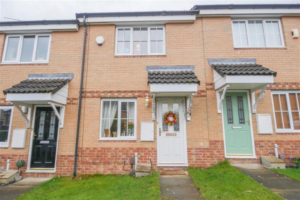 Cornstone Fold, Farnley, LS12 2 bed terraced house - £155,000