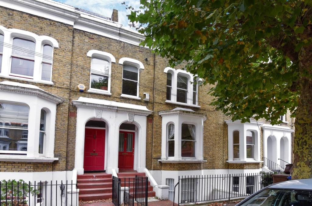 Sharsted Street Kennington SE17 3 bed house - £2,400 pcm (£554 pw)