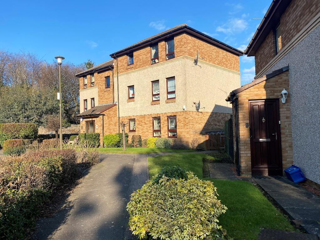 Grove Street, Musselburgh, Edinburgh... 2 bed flat - £750 pcm (£173 pw)