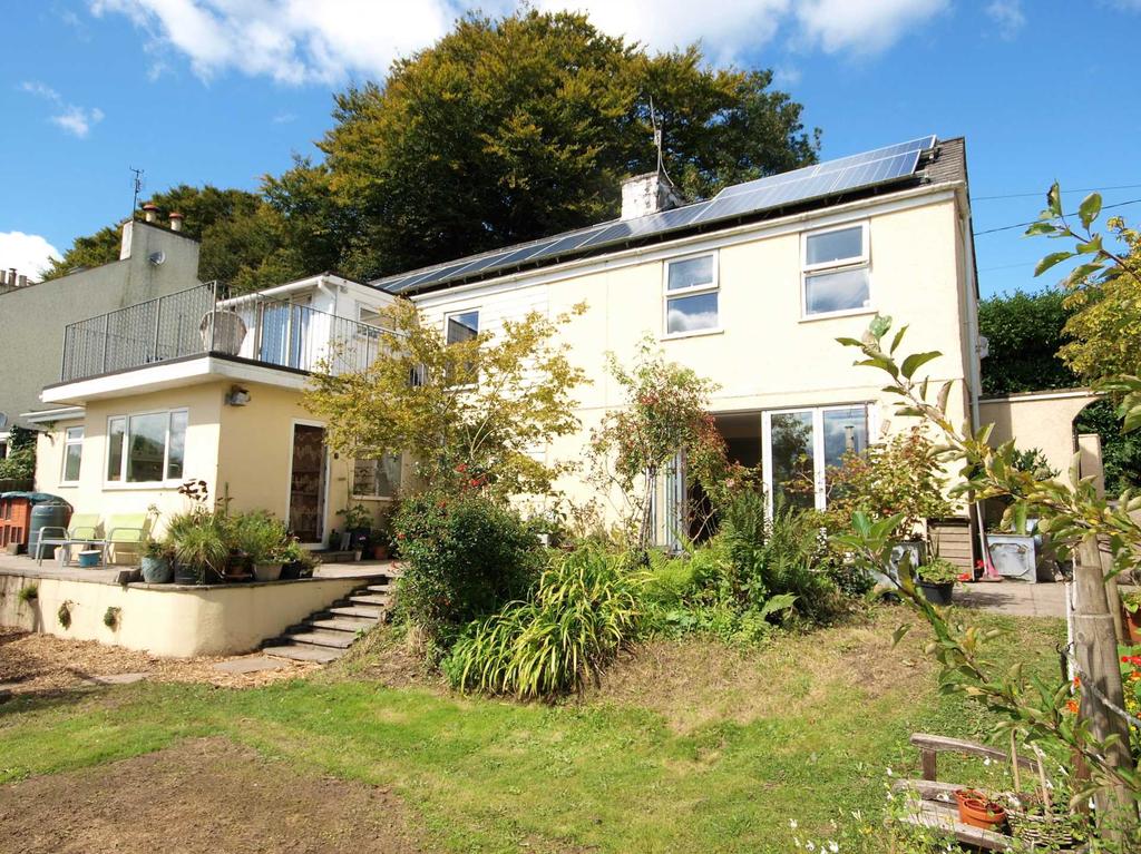 Harrowbarrow 4 bed house - £500,000