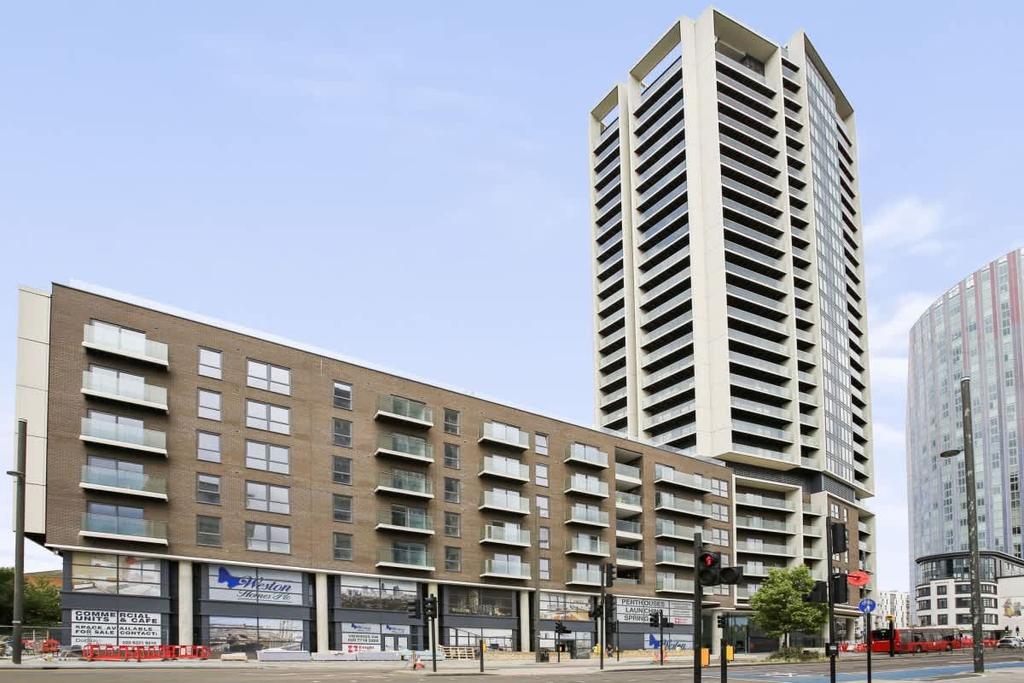 River Heights, Stratford Riverside... 1 bed apartment - £1,517 pcm (£ ...