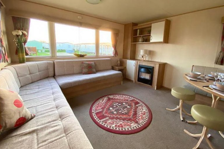 Tattershall Lakes Country Park... 3 bed static caravan - £33,829