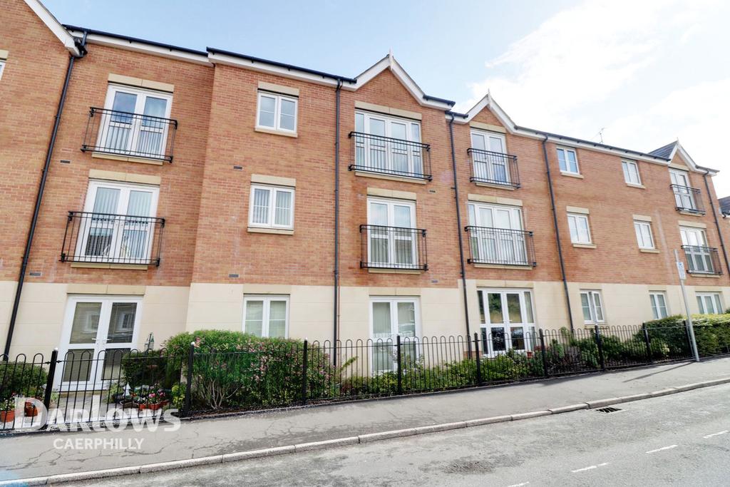 North View Terrace, Caerphilly 2 bed apartment - £130,000