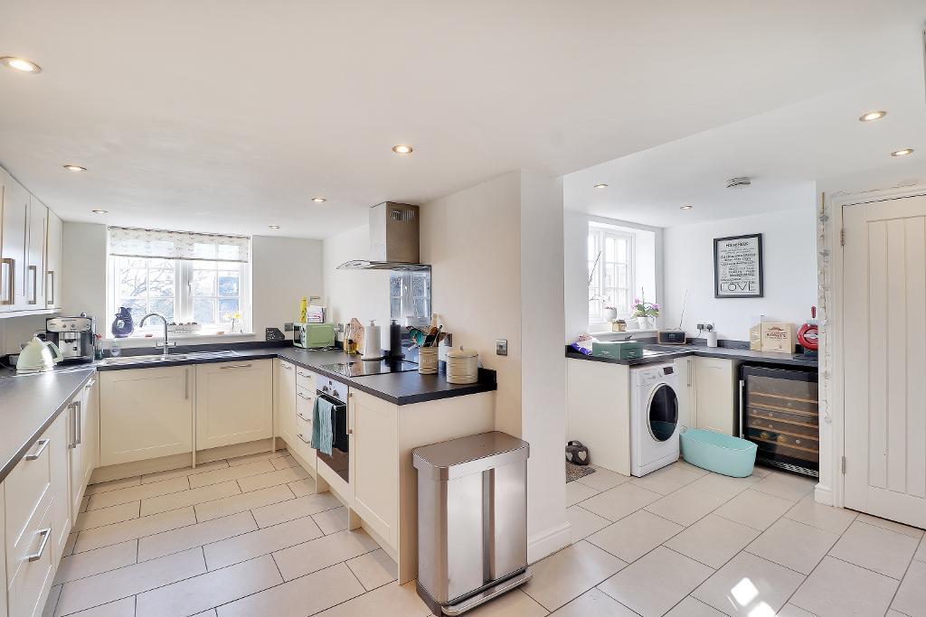 Iden Green Road, Iden Green, Kent... 3 bed semi-detached house - £475,000