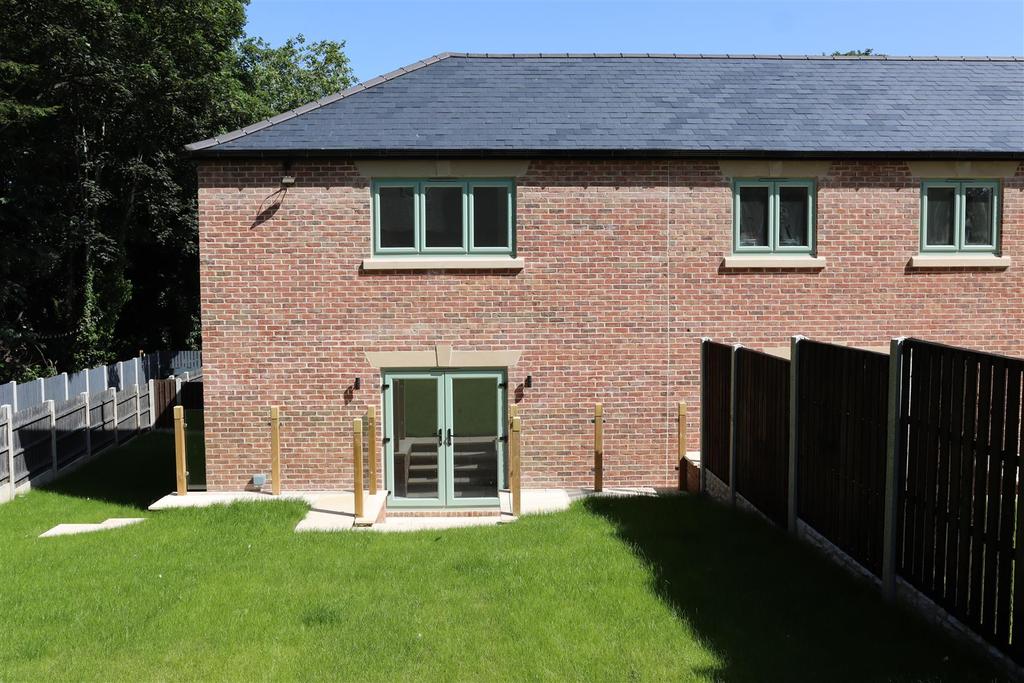 Thurnscoe Hall Mews, Thurnscoe, Rotherham 3 bed semi-detached house - £ ...