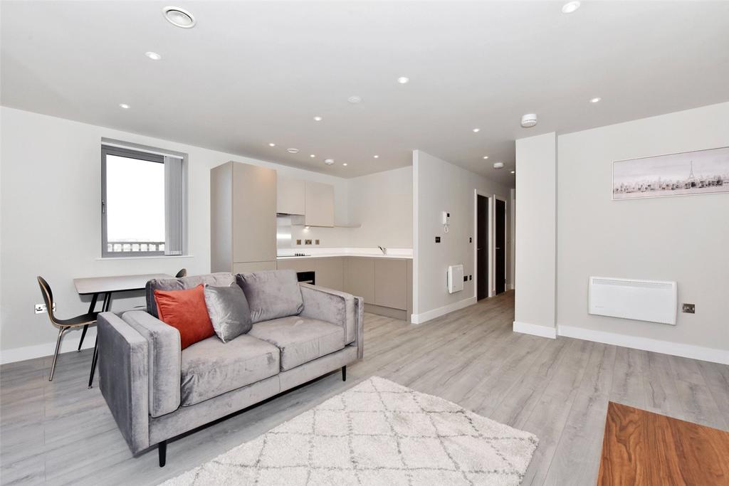 Iron House, The Metal Works, Petersfield Avenue, Slough, SL2 Studio - £ ...