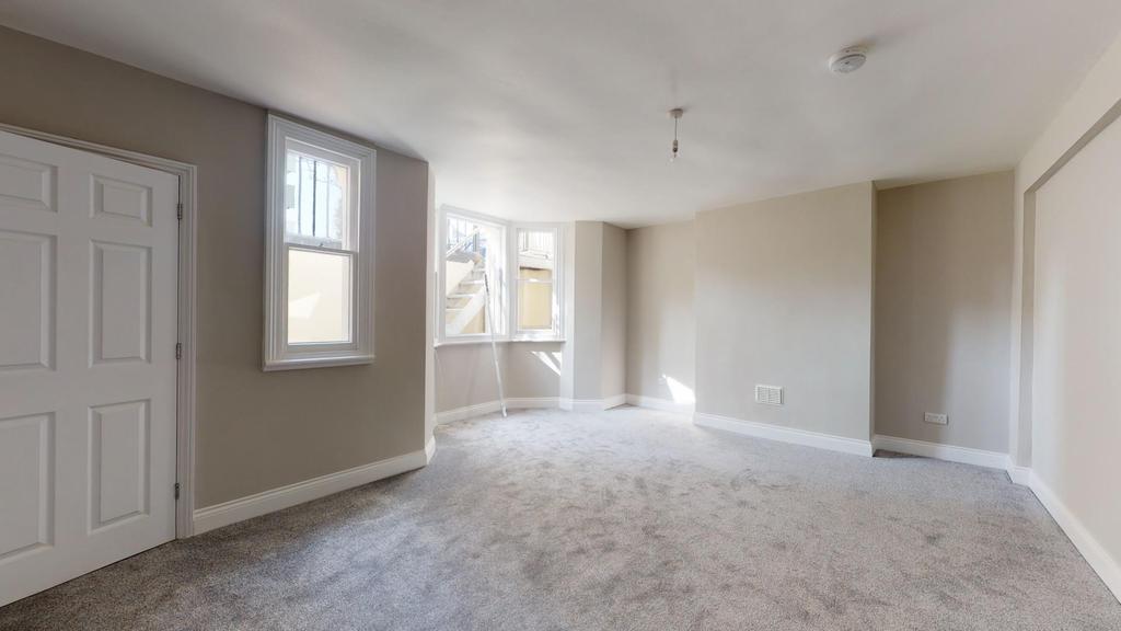 Albert Road, Ramsgate 1 bed flat - £800 pcm (£185 pw)