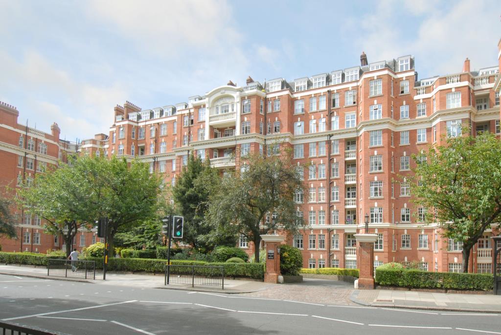 Clive Court, Maida Vale, W9 5 bed flat - £1,900,000