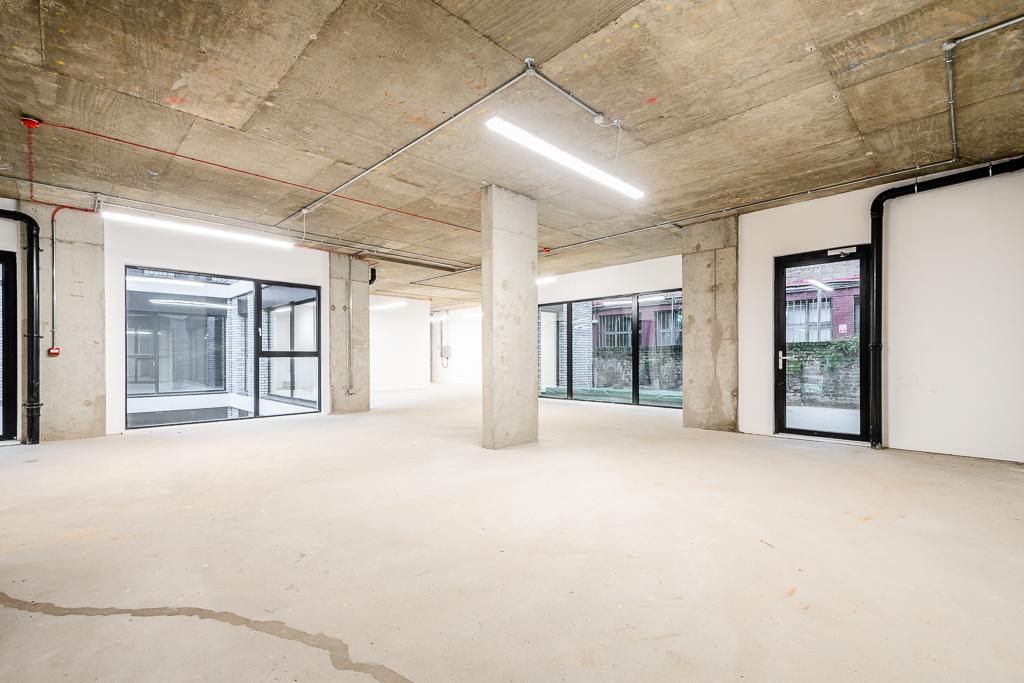 Shore Road, Hackney, London, E9 Office - £6,538 pcm (£1,509 pw)