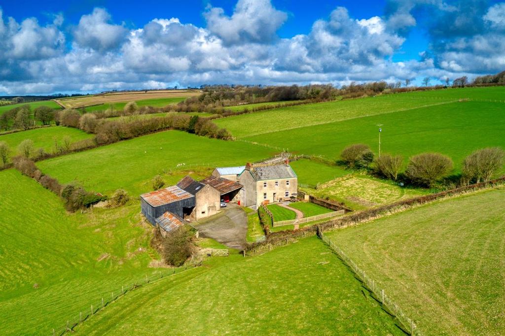 Sandy Park Farm, Charles 4 bed farm house - £695,000