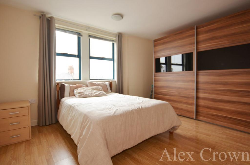 North Point, Tottenham Lane, Crouch End 1 bed apartment - £1,450 pcm (£ ...