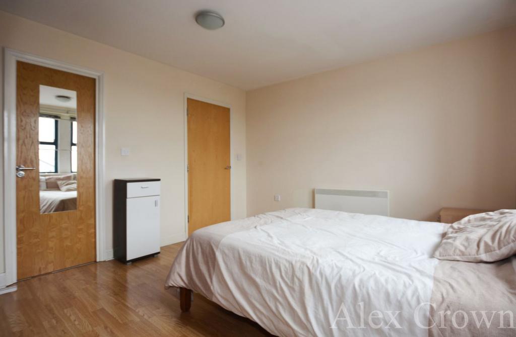 North Point, Tottenham Lane, Crouch End 1 bed apartment - £1,450 pcm (£ ...