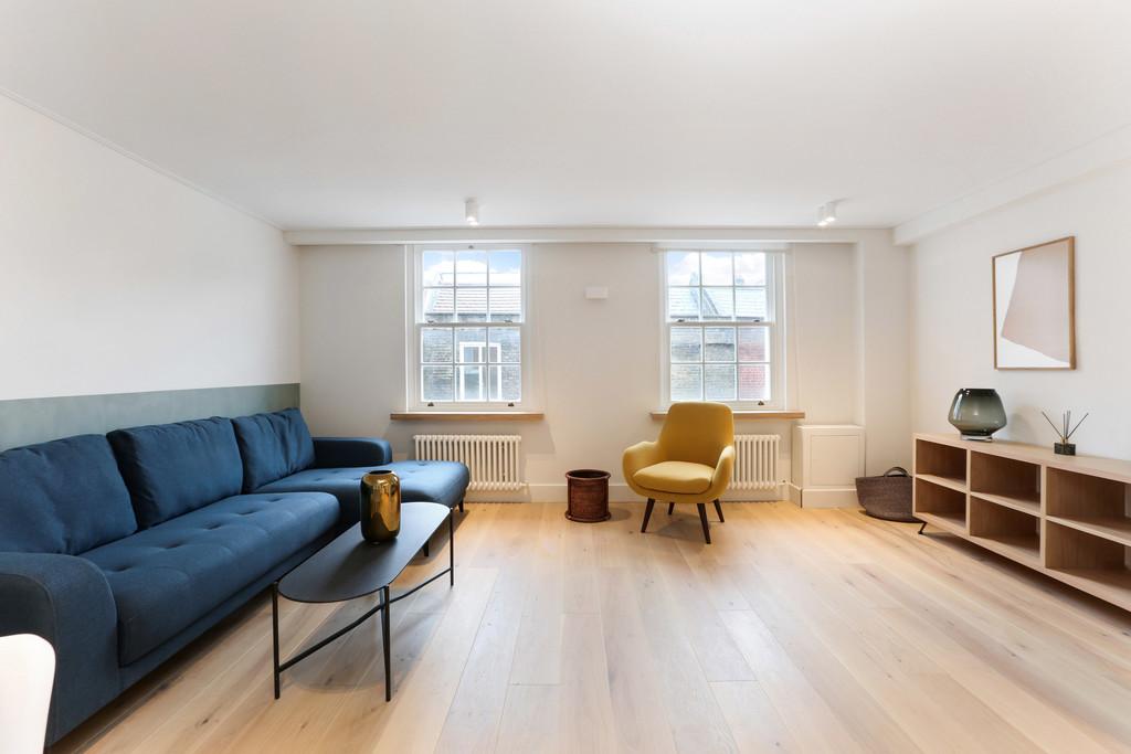 Strutton Ground, London 1 bed apartment - £1,900 pcm (£438 pw)