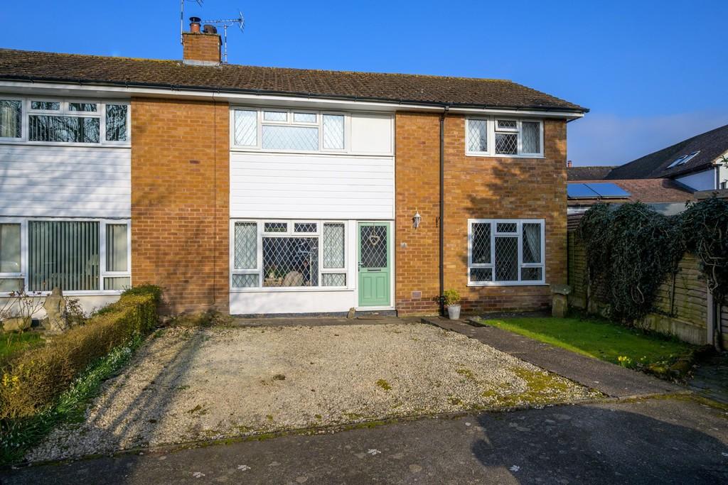 Wheeler Close, Chadwick End 3 bed semi-detached house - £350,000