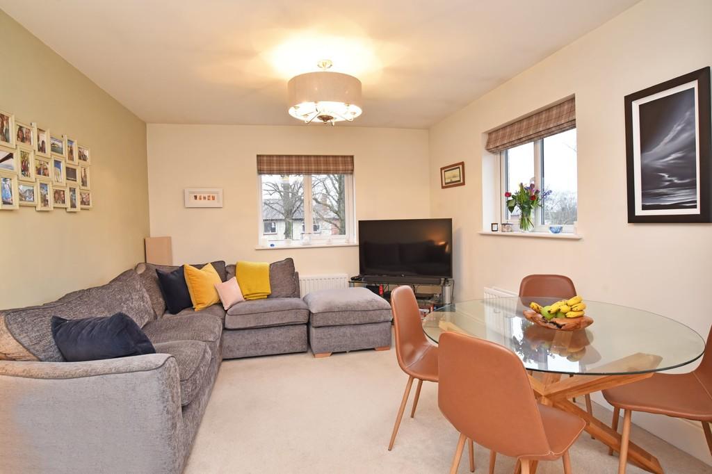 Sanders Walk, Harrogate 1 bed apartment - £175,000