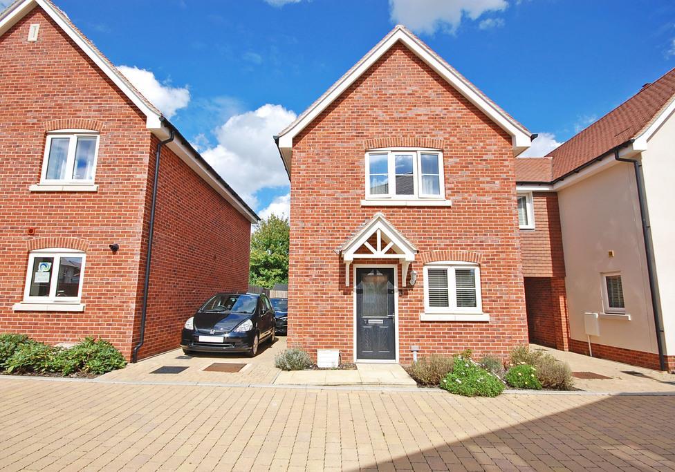 Maple Close, Black Notley, Braintree... 2 bed detached house - £325,000