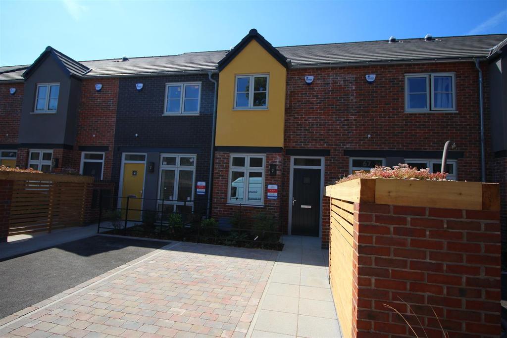 Perry Road, Nottingham 2 bed terraced house - £725 pcm (£167 pw)