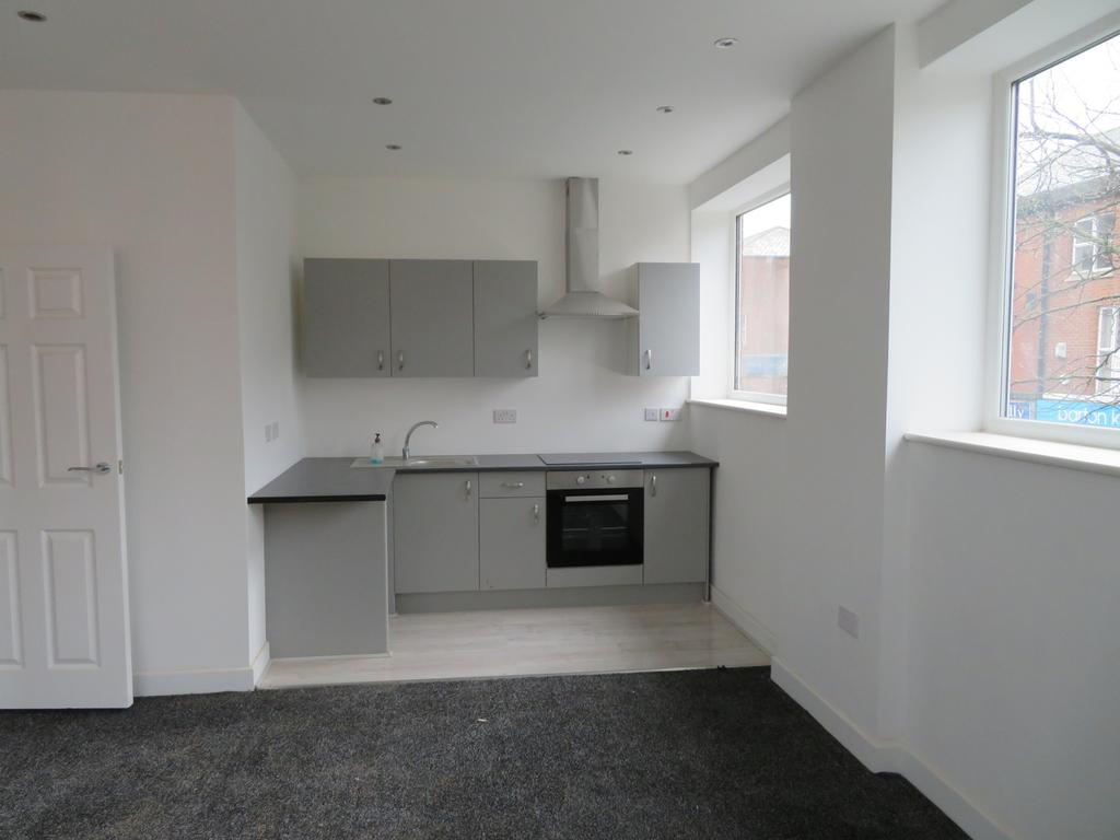 Union Street, Rochdale, OL16 1 bed apartment - £525 pcm (£121 pw)