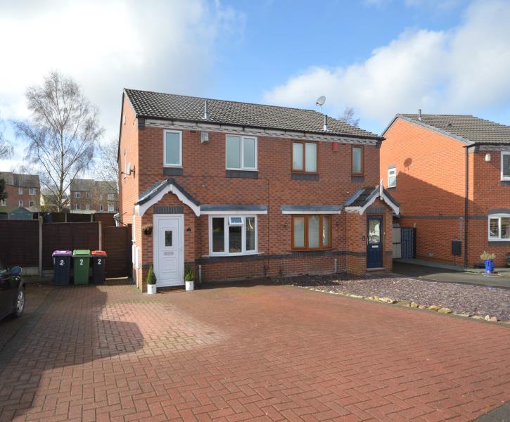 St Saviours Close, Dawley Bank 3 bed semi-detached house - £169,950