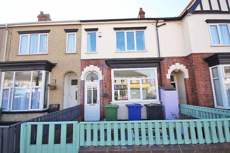 CROMWELL ROAD, GRIMSBY 3 bed terraced house - £104,950
