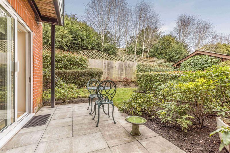 Langstone Court, Drayton Lane, Drayton 1 bed retirement property - £220,000