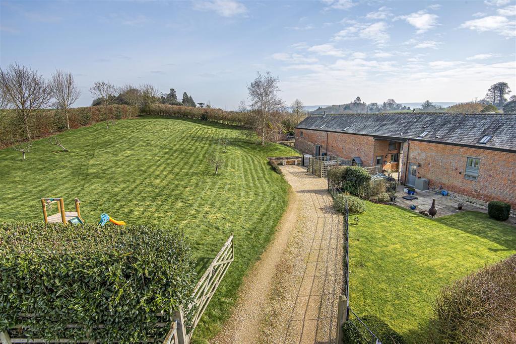 Talaton, Exeter 4 bed detached house - £625,000
