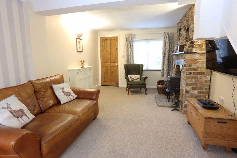 Batts Bridge Road Piltdown 2 Bed Terraced House £335 000