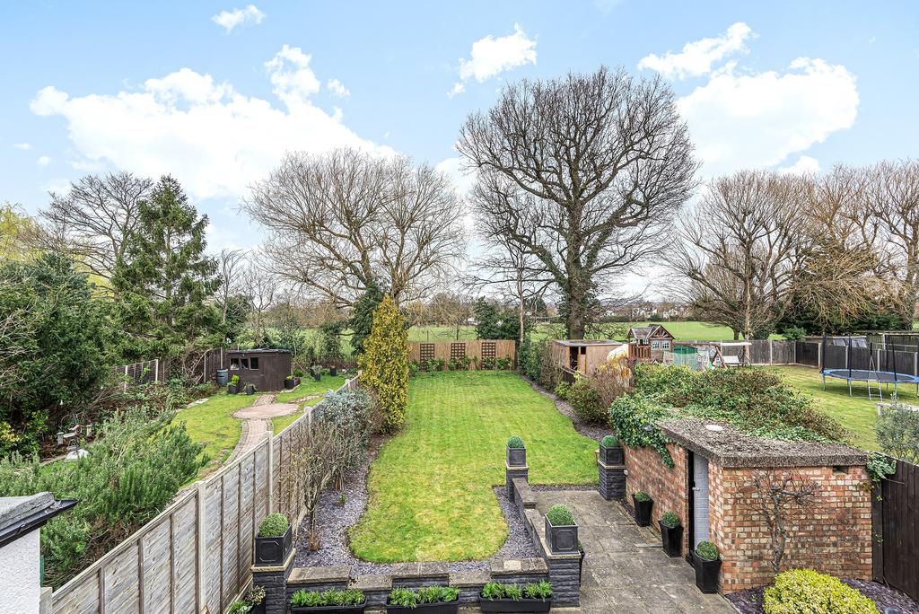 Whitmore Road, Harrow, HA1 3 bed semi-detached house - £875,000