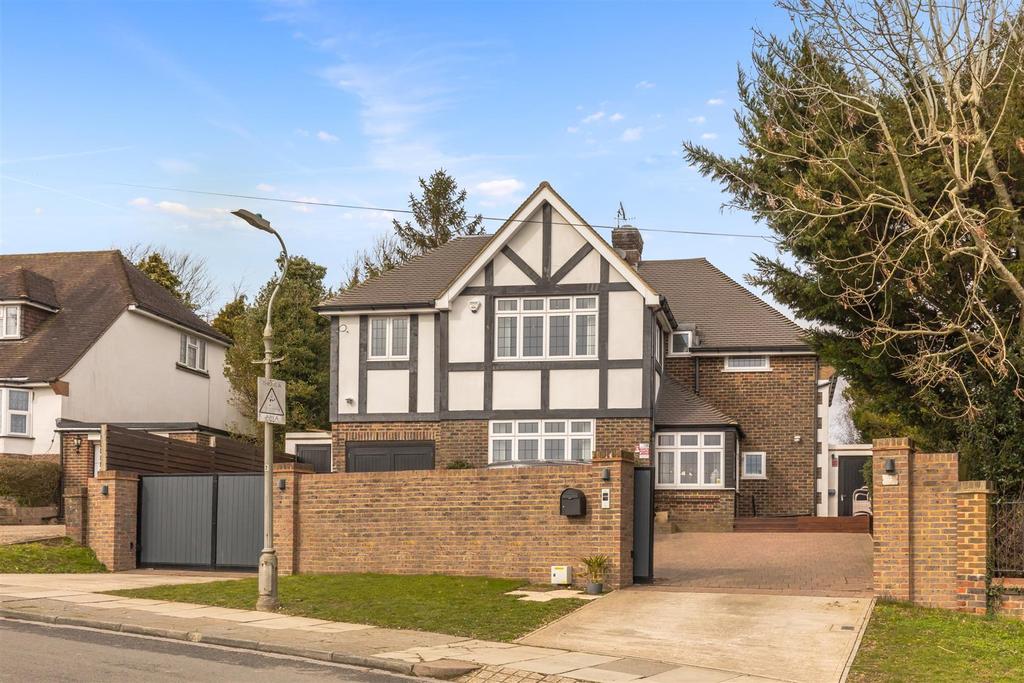 Brangwyn Crescent Brighton 4 Bed Detached House £1 250 000