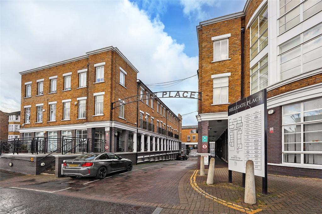 Hillgate Place, London, SW12 2 bed flat - £1,900 pcm (£438 pw)