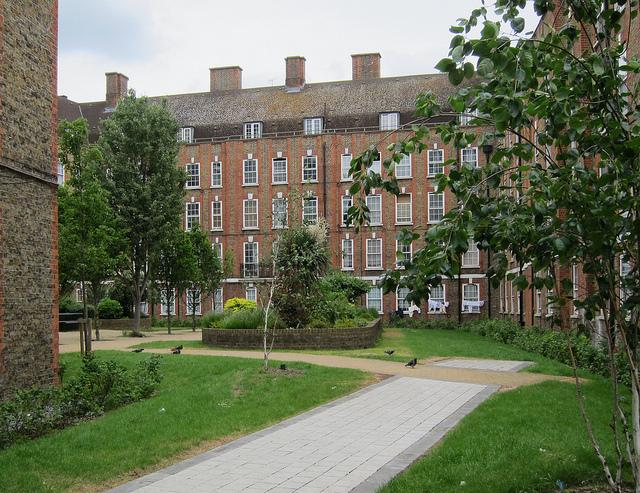 Brune House, Bell Lane, Spitalfields, E1 3 bed apartment - £1,560 pcm ...