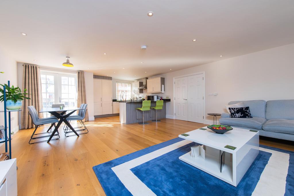 Russell House, Ely Street, Stratford... 2 bed apartment - £525,000